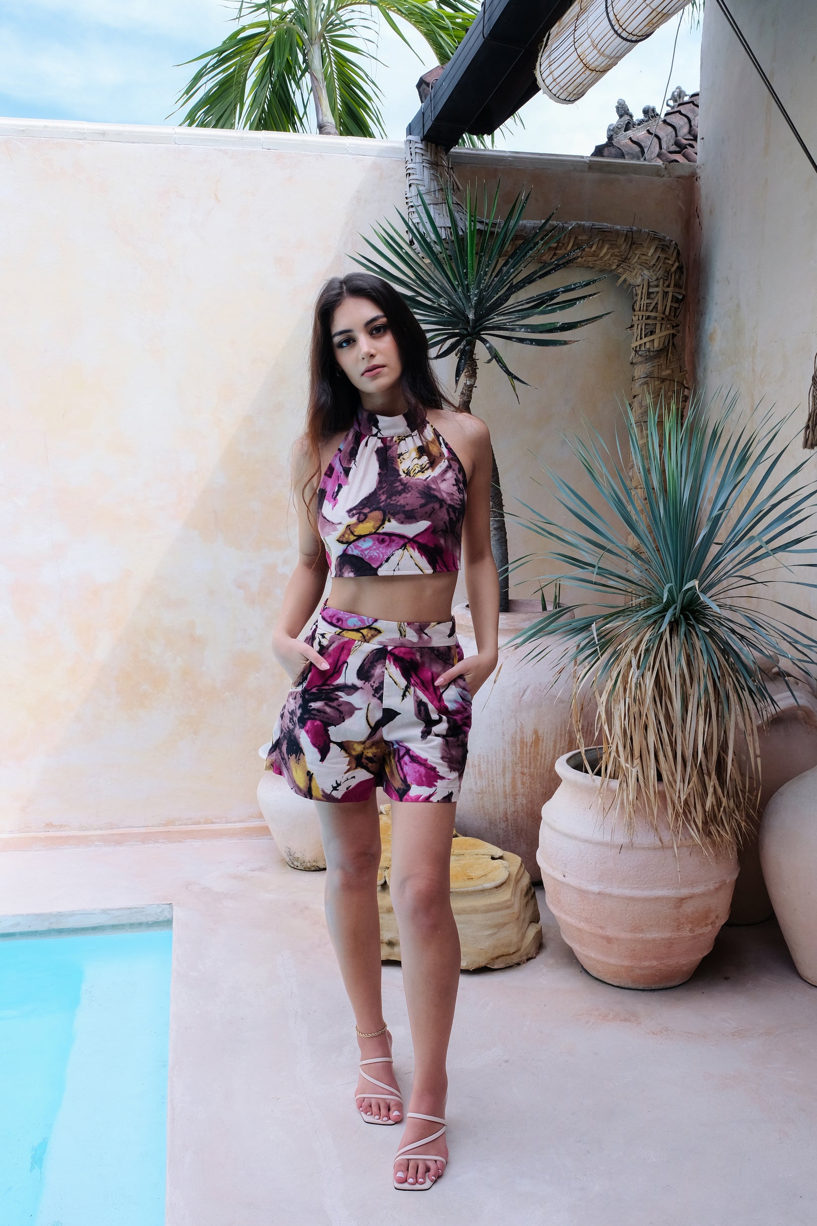 Flores Set in Pink – Chara Holiday